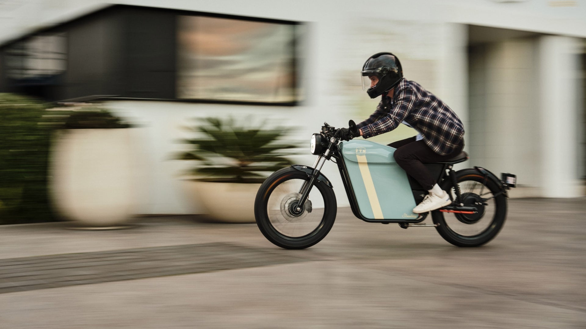 The smart way to get around town, and keep more money in your pocket ...